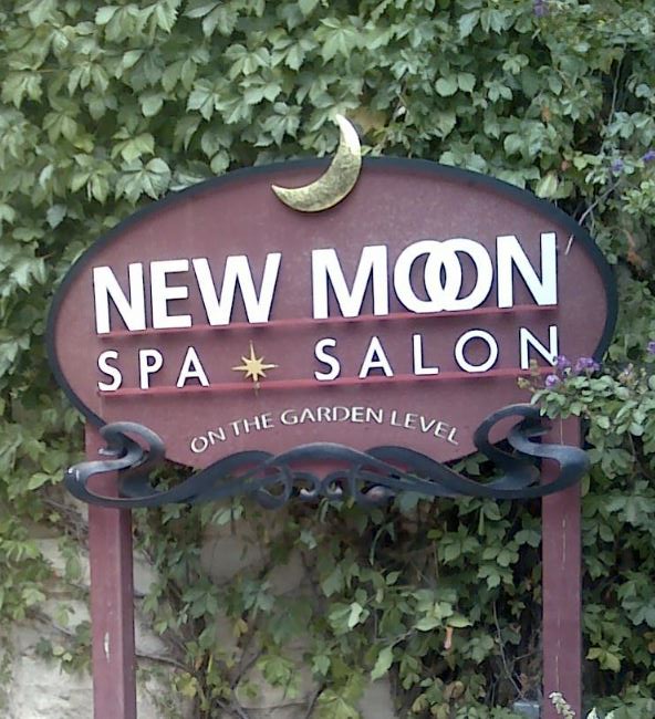 Spending the Day In a Mountaintop Spa - EurekaSprings.Net